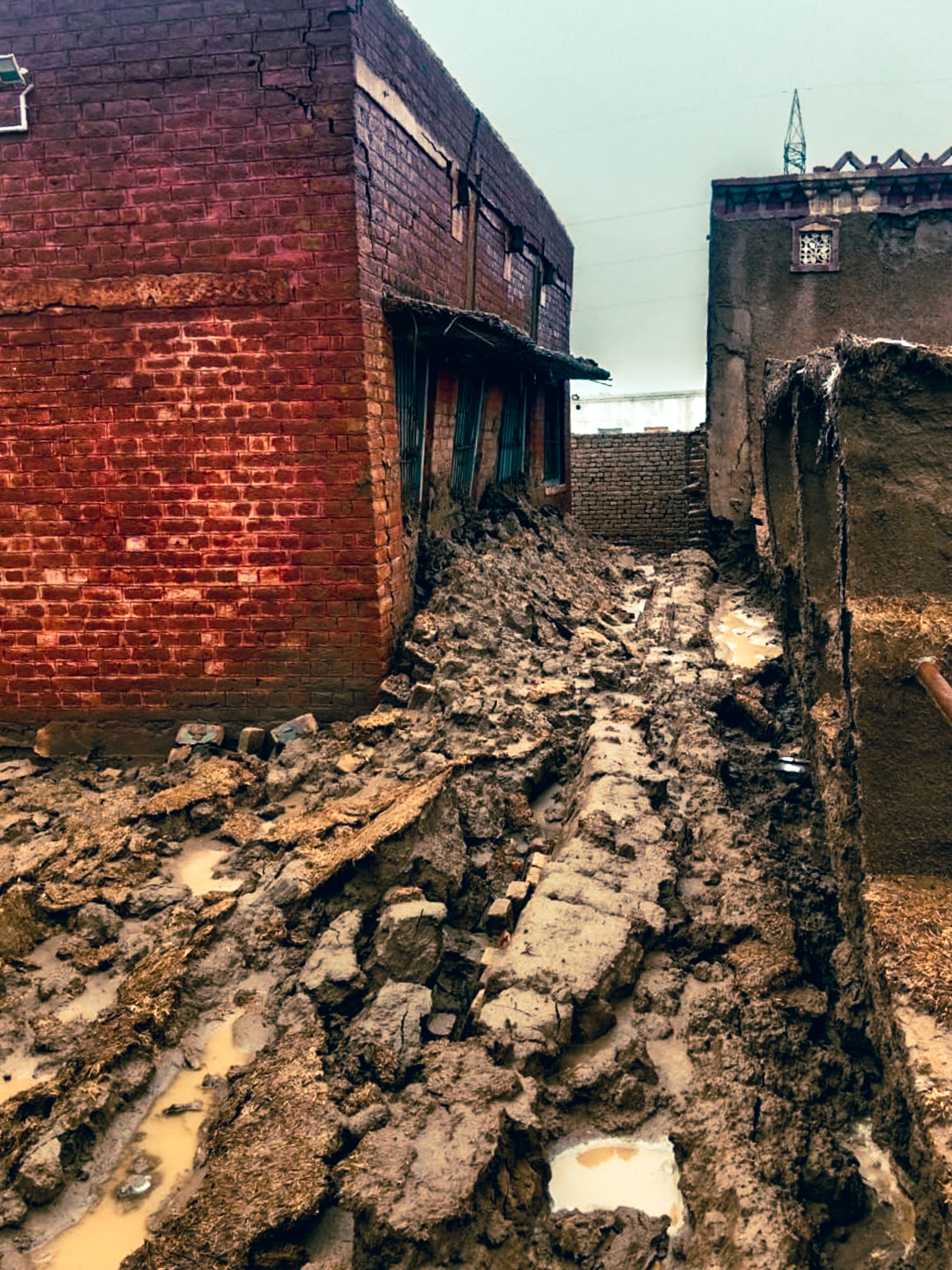 Saving education from flood ravages | Heinrich-Böll-Stiftung ...